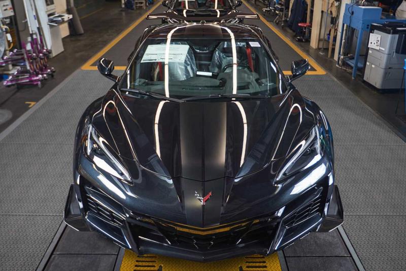 John Charpentier على LinkedIn: First Production 2023 Corvette Z06 Rolls ... John Charpentier على LinkedIn: First Production 2023 Corvette Z06 Rolls ...
