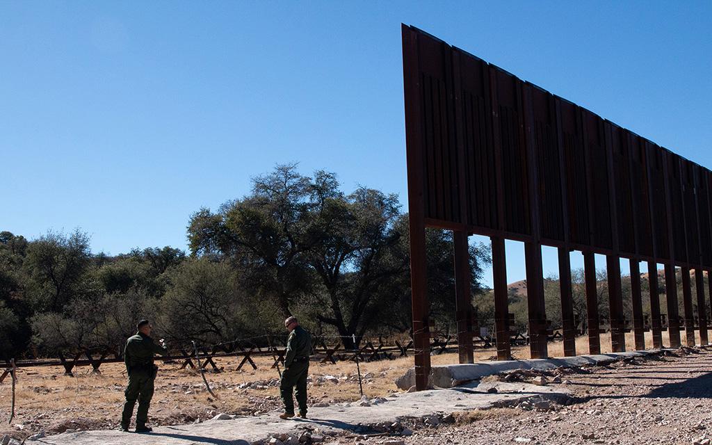 Caitlin Thompson on LinkedIn: Border communities, Border Patrol brace ... Caitlin Thompson on LinkedIn: Border communities, Border Patrol brace ...