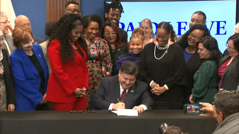 Liz Ryan on LinkedIn: Pritzker Signs Bill Mandating Paid Leave For ... Liz Ryan on LinkedIn: Pritzker Signs Bill Mandating Paid Leave For ...