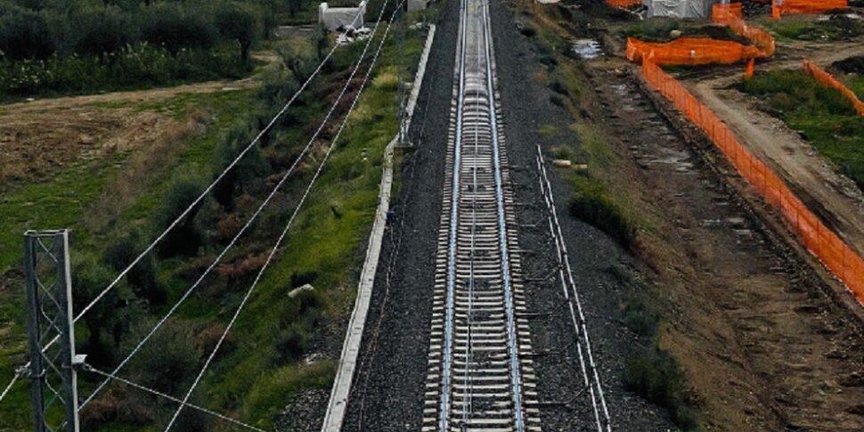 Rosa Motta on LinkedIn: Ferrovie, aggiudicati da Rfi lavori da oltre ... Rosa Motta on LinkedIn: Ferrovie, aggiudicati da Rfi lavori da oltre ...