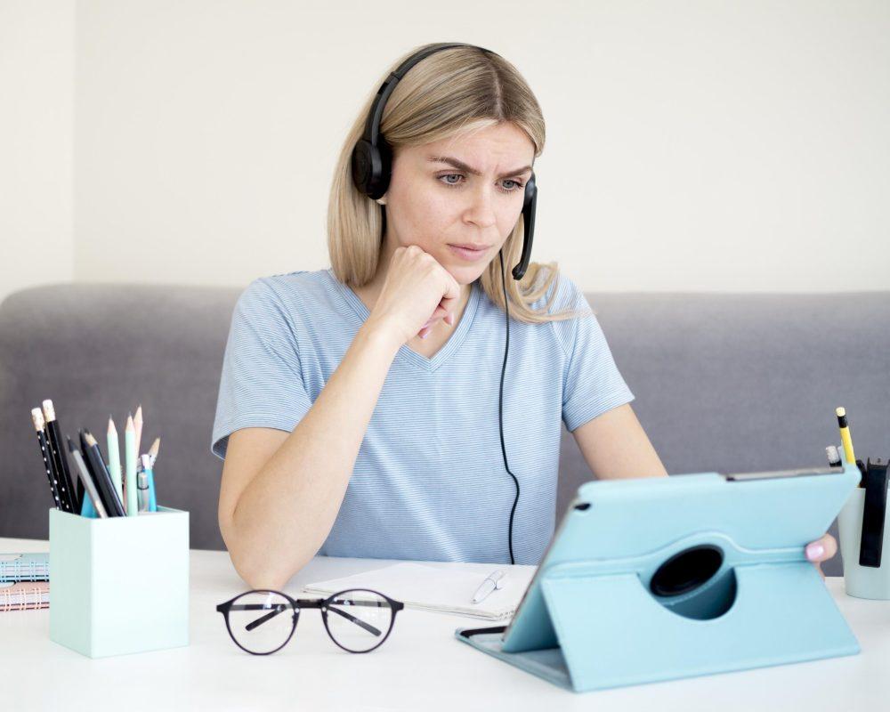 Ivuoma Okoronkwo on LinkedIn: difference between virtual assistant and ... Ivuoma Okoronkwo on LinkedIn: difference between virtual assistant and ...
