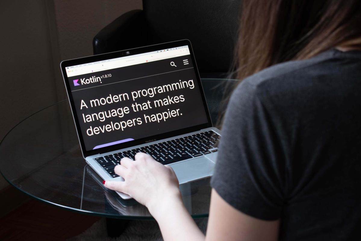 Charlotte Young on LinkedIn: In praise of Kotlin. A modern programming ... Charlotte Young on LinkedIn: In praise of Kotlin. A modern programming ...