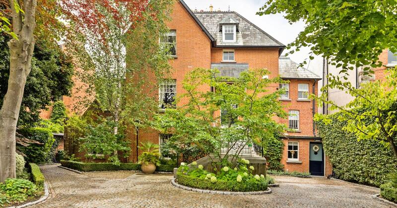 Lesley-Ann Devins on LinkedIn: Elegant Victorian that once achieved ... Lesley-Ann Devins on LinkedIn: Elegant Victorian that once achieved ...