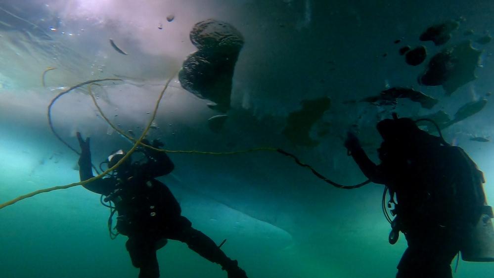Jessica Klukas on LinkedIn: Diving deep into naval history, Navy Diving ... Jessica Klukas on LinkedIn: Diving deep into naval history, Navy Diving ...
