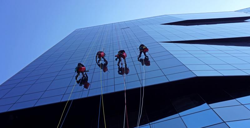 Parklane Plowden Chambers on LinkedIn: Parklane Plowden Charity Abseil ... Parklane Plowden Chambers on LinkedIn: Parklane Plowden Charity Abseil ...