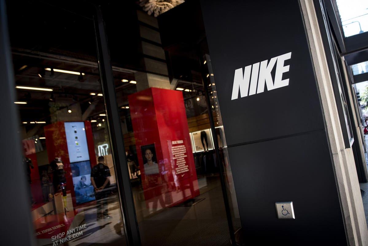 Mike Nel on LinkedIn: Nike Outranks Adidas, Under Armour And Lululemon ... Mike Nel on LinkedIn: Nike Outranks Adidas, Under Armour And Lululemon ...