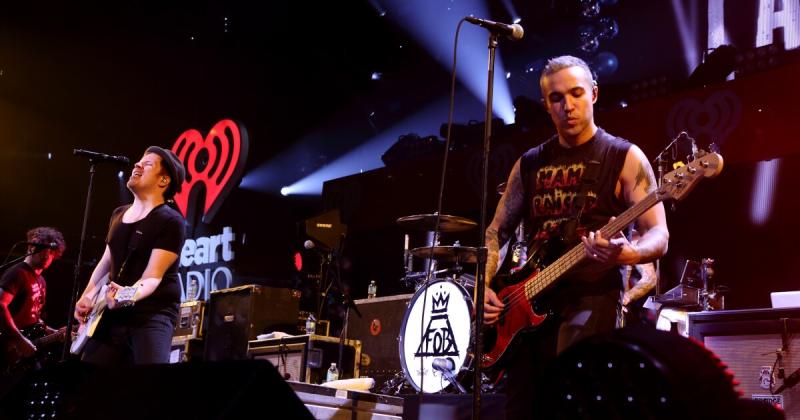 Brian Sipe on LinkedIn: Fall Out Boy announces 'So Much For (2our) Dust ... Brian Sipe on LinkedIn: Fall Out Boy announces 'So Much For (2our) Dust ...
