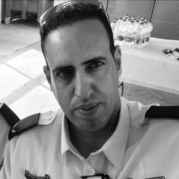 בדרך כלל מעלה פוסטים מקצועיים, זה בן דודה שלי איש מדהים מלא אהבה ונתינה ... בדרך כלל מעלה פוסטים מקצועיים, זה בן דודה שלי איש מדהים מלא אהבה ונתינה ...