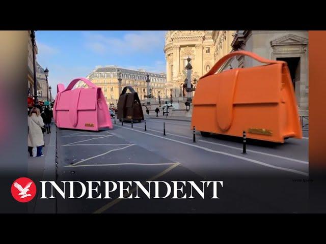 Aleksandr Filatov on LinkedIn: Jacquemus send giant bags racing down ... Aleksandr Filatov on LinkedIn: Jacquemus send giant bags racing down ...
