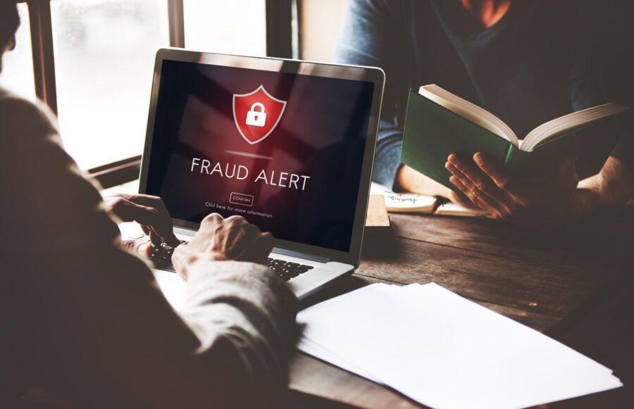Fraud detection using Machine Learning: Unmasking deceptive patterns ... Fraud detection using Machine Learning: Unmasking deceptive patterns ...