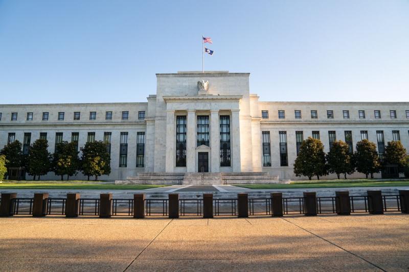 Fed Holds Rates Steady, Sees Slower Growth and Higher Inflation | Sammy ... Fed Holds Rates Steady, Sees Slower Growth and Higher Inflation | Sammy ...