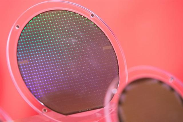AI boom sparks silicon photonics applications | Bert Verrycken AI boom sparks silicon photonics applications | Bert Verrycken