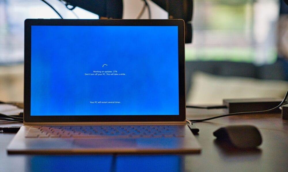 Erro de digitação derrubou nuvem da Microsoft por 10 horas no Brasil ... Erro de digitação derrubou nuvem da Microsoft por 10 horas no Brasil ...