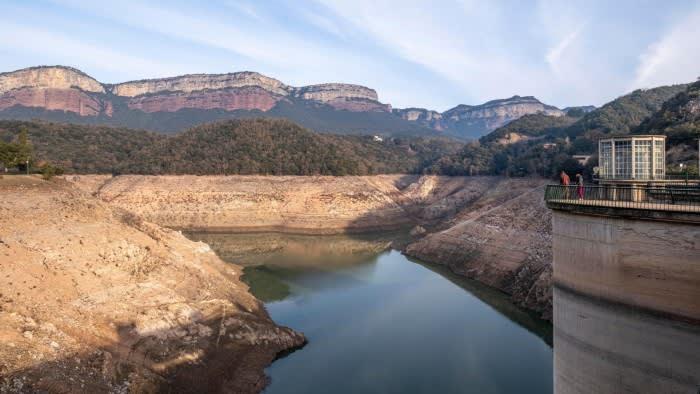 Kambiz Fatehi on LinkedIn: ‘New climate reality’ stretches global ... Kambiz Fatehi on LinkedIn: ‘New climate reality’ stretches global ...