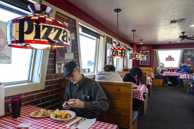 Jeff Falk on LinkedIn: Small Texas town brings back iconic Pizza Hut ... Jeff Falk on LinkedIn: Small Texas town brings back iconic Pizza Hut ...