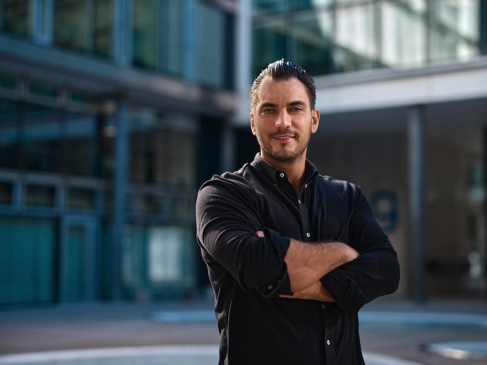 Levent Künzi🚀 (hiring🚀) on LinkedIn: “Ich frage mich jeden Tag: Was ... Levent Künzi🚀 (hiring🚀) on LinkedIn: “Ich frage mich jeden Tag: Was ...