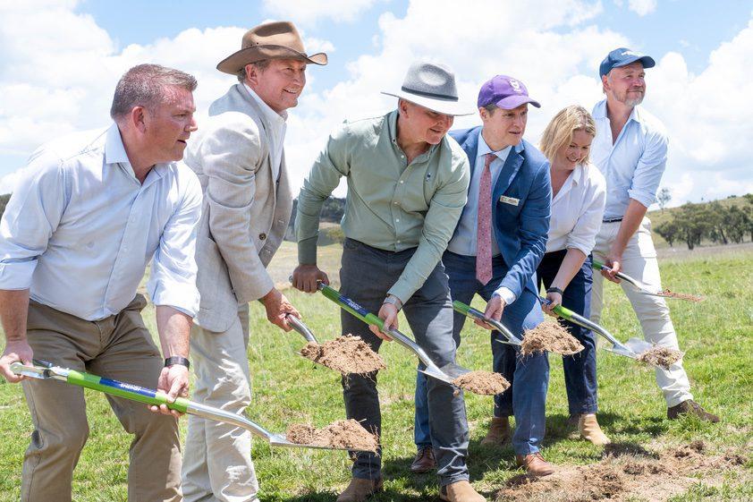 Tony Slinko on LinkedIn: Forrest turns sod on NSW biggest wind farm ... Tony Slinko on LinkedIn: Forrest turns sod on NSW biggest wind farm ...