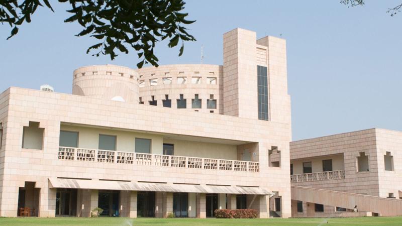 At 27th position, ISB leaves IIMs behind to rank in FT’s MBA B-School ... At 27th position, ISB leaves IIMs behind to rank in FT’s MBA B-School ...