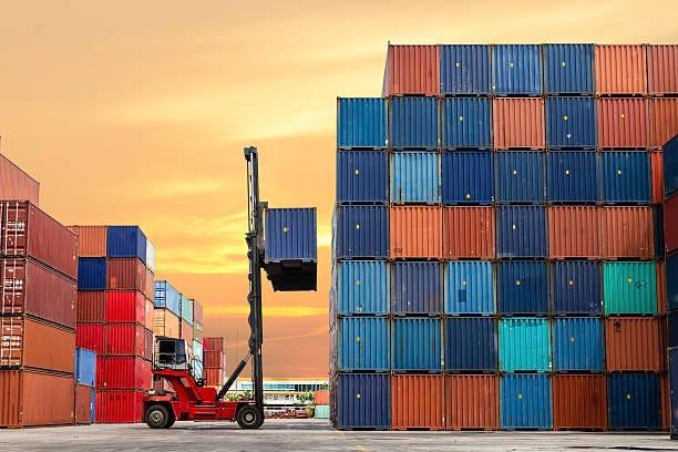 Frank Owobu on LinkedIn: UNLOCKING DOCKER POTENTIAL: Introduction to ... Frank Owobu on LinkedIn: UNLOCKING DOCKER POTENTIAL: Introduction to ...