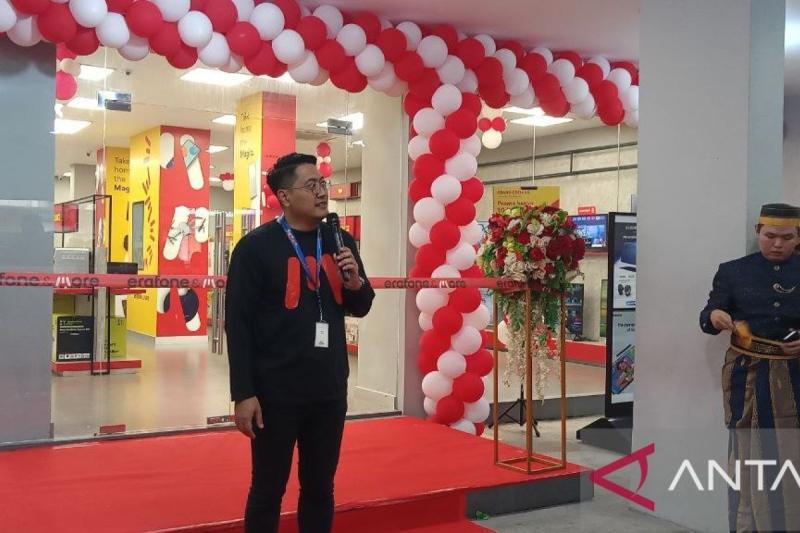 Erajaya menghadirkan gerai terbesar di KTI jawab kebutuhan digital ... Erajaya menghadirkan gerai terbesar di KTI jawab kebutuhan digital ...