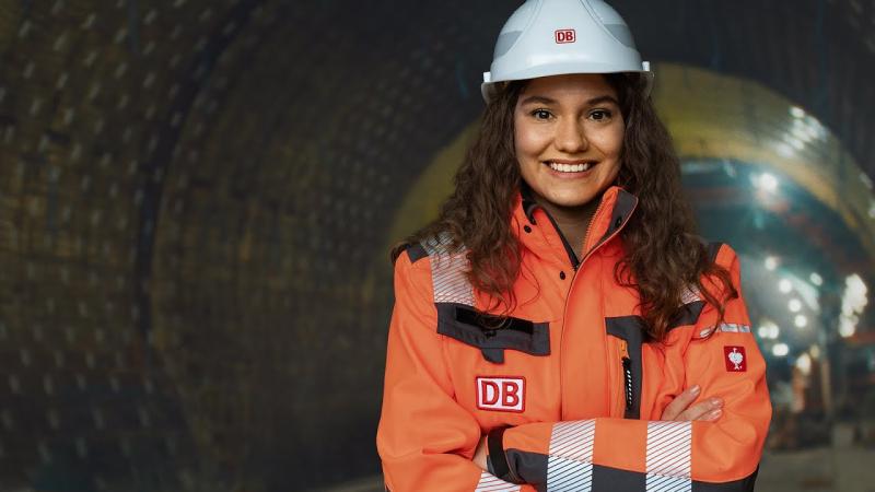 KANU on LinkedIn: Kreation des Monats: Deutsche Bahn und Ogilvy hängen ... KANU on LinkedIn: Kreation des Monats: Deutsche Bahn und Ogilvy hängen ...