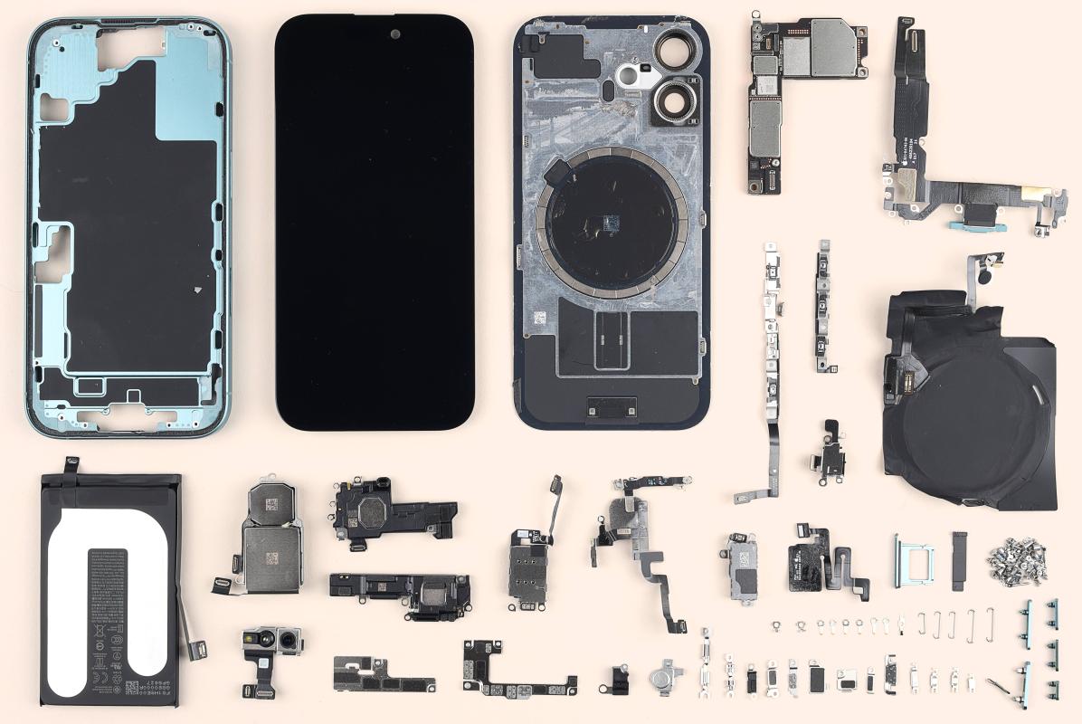 Why Trump can’t build iPhones in the US | Gonzalo Mollá Why Trump can’t build iPhones in the US | Gonzalo Mollá