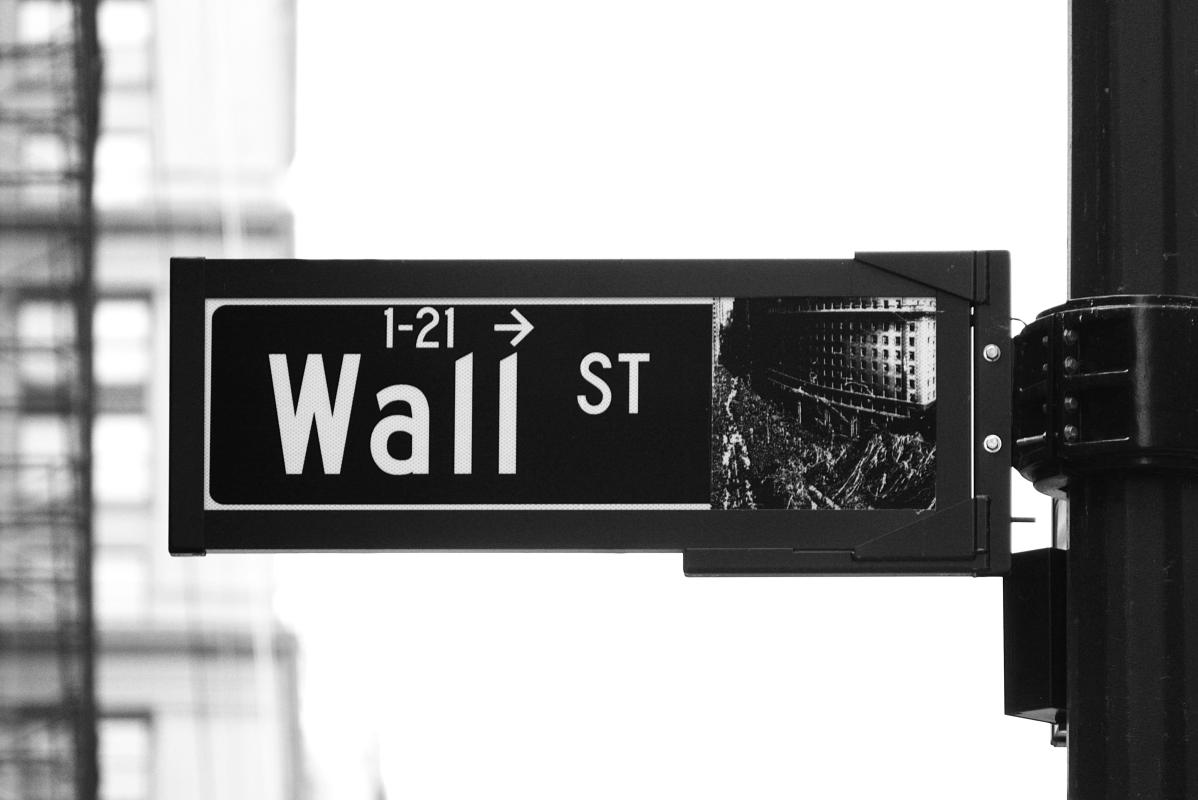 A Billionaire Hedge Fund Kingpin is Feuding With the Sheriff of Wall ... A Billionaire Hedge Fund Kingpin is Feuding With the Sheriff of Wall ...
