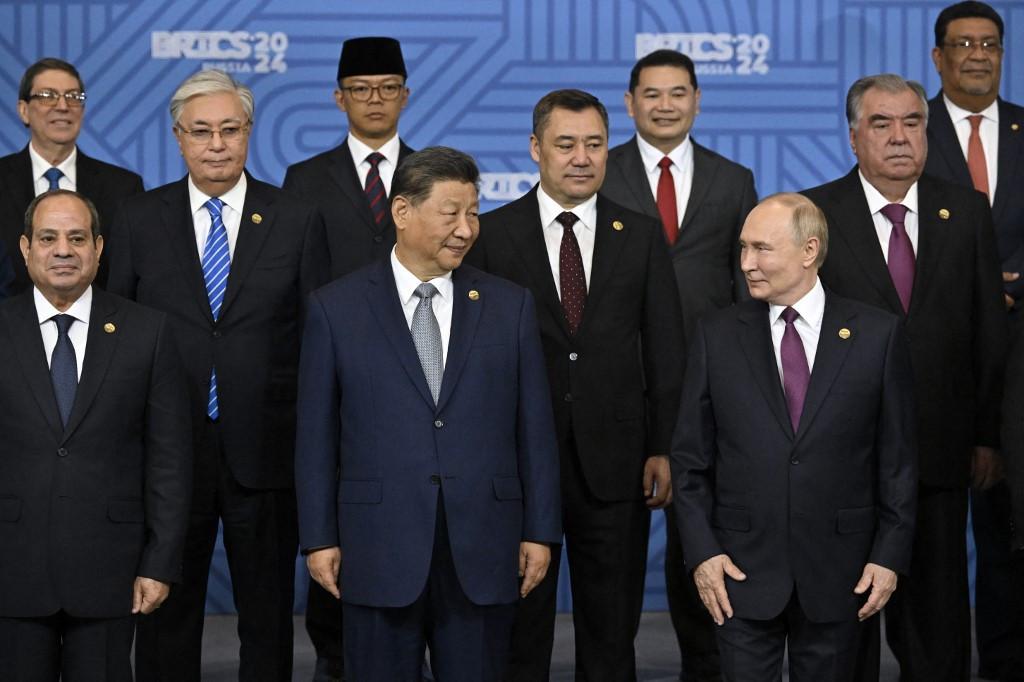 Steve Noakes on LinkedIn: Indonesia’s entry into BRICS: Reshaping the ... Steve Noakes on LinkedIn: Indonesia’s entry into BRICS: Reshaping the ...
