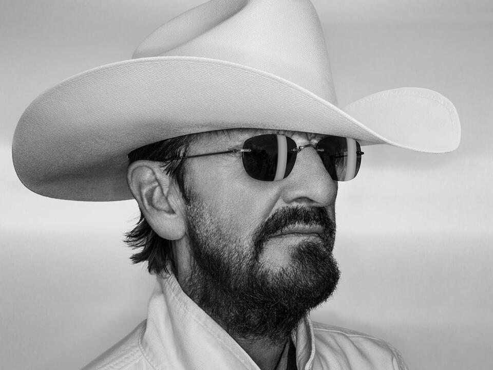 Debbie Durkin on LinkedIn: Beatles Legend Ringo Starr Announces Country ... Debbie Durkin on LinkedIn: Beatles Legend Ringo Starr Announces Country ...