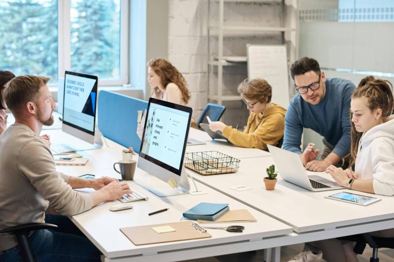David Lawrence on LinkedIn: How Hierarchy Can Stifle Innovation in ... David Lawrence on LinkedIn: How Hierarchy Can Stifle Innovation in ...