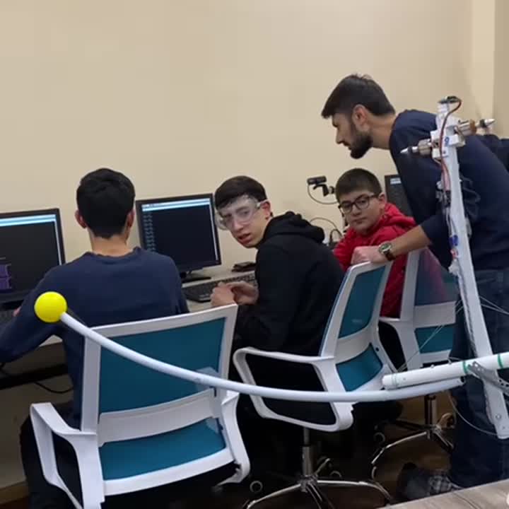 Geetak Robotics on LinkedIn: #robotics #cplusplus #programming Geetak Robotics on LinkedIn: #robotics #cplusplus #programming