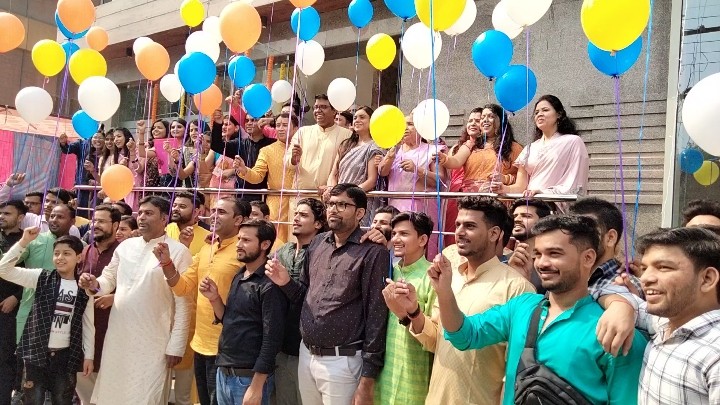 Kshitij Bhatnagar on LinkedIn: #newoffice #funatappsquadz Kshitij Bhatnagar on LinkedIn: #newoffice #funatappsquadz