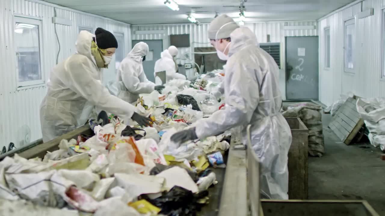 David Scott on LinkedIn: Plastic Waste Sorting David Scott on LinkedIn: Plastic Waste Sorting