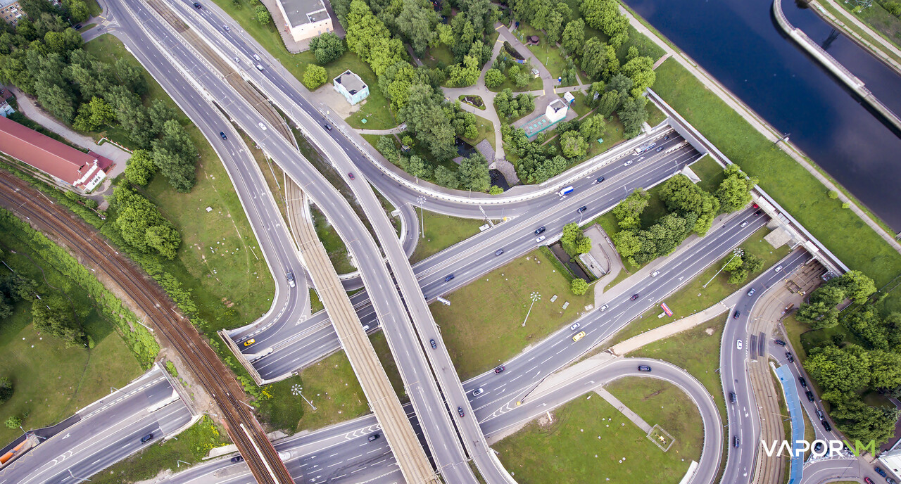 The Challenges Managing Multi-Cloud Environments The Challenges Managing Multi-Cloud Environments
