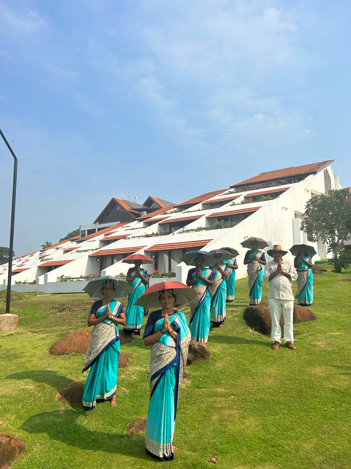 Tarun Sharma on LinkedIn: #theleelaravizkovalam Tarun Sharma on LinkedIn: #theleelaravizkovalam