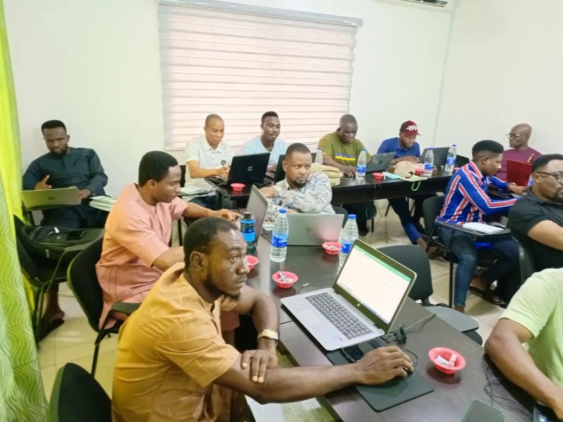 Akerele Oluwasogo, GLMP (MR EXCEL) on LinkedIn: Data Analysts and Data ... Akerele Oluwasogo, GLMP (MR EXCEL) on LinkedIn: Data Analysts and Data ...