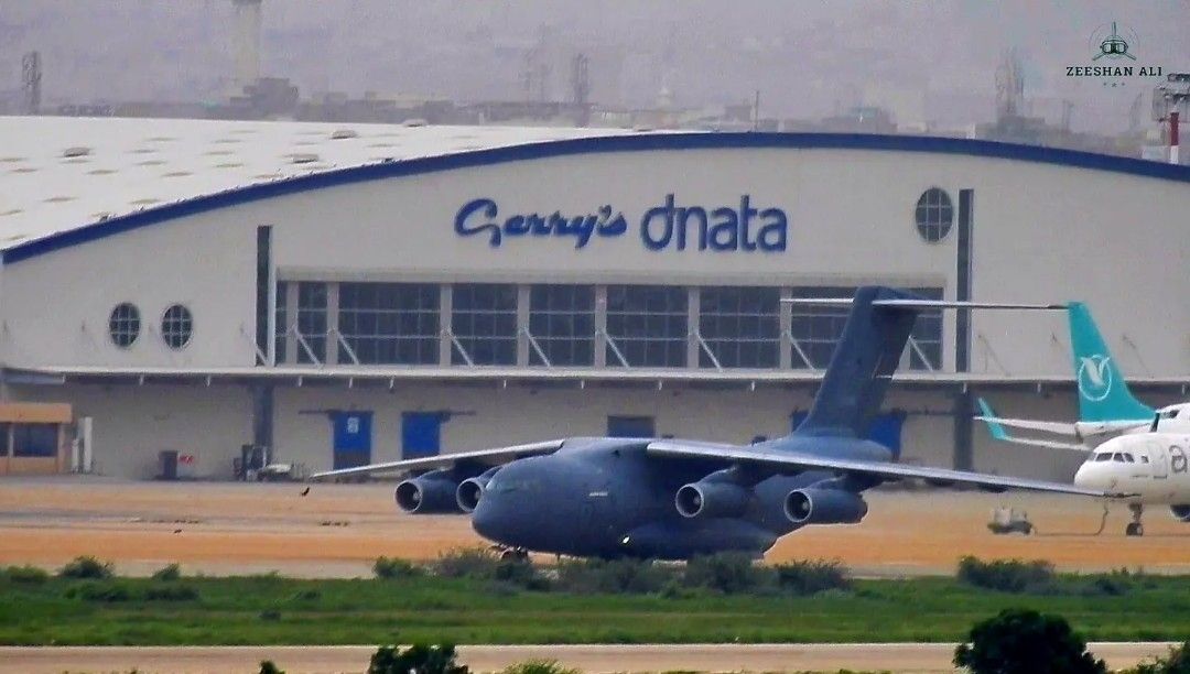 Zeeshan Ali on LinkedIn: Xi'an Y-20 Taxing on Echo passing in front of ... Zeeshan Ali on LinkedIn: Xi'an Y-20 Taxing on Echo passing in front of ...