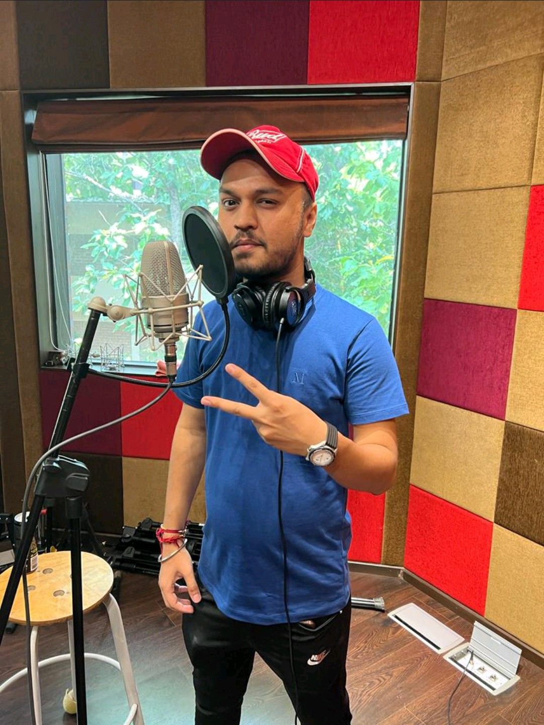 Aakash Shukla on LinkedIn: #hiphop #rap #corporate #freestyle Aakash Shukla on LinkedIn: #hiphop #rap #corporate #freestyle