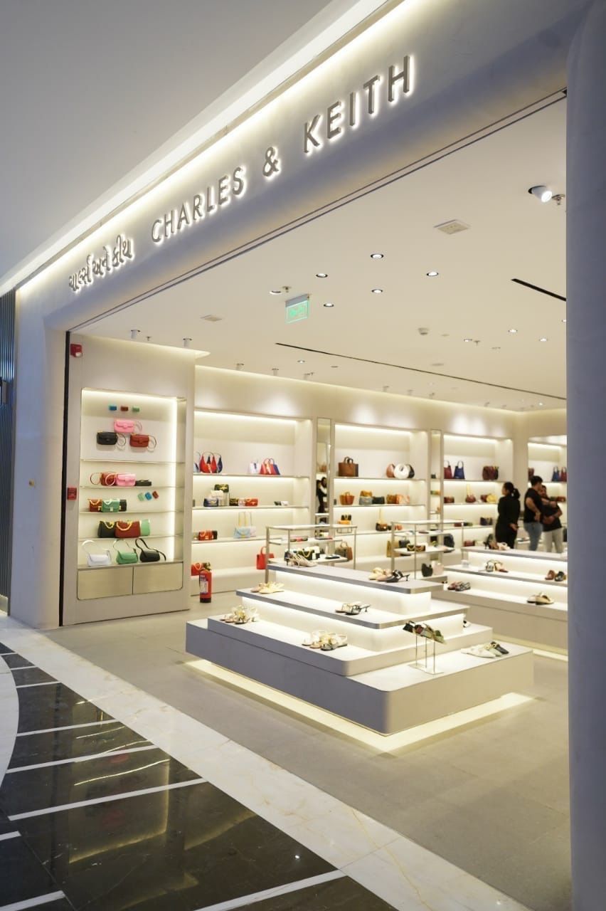 tejas shah on LinkedIn: #openings #retaildesign #mall #ahmedabad # ... tejas shah on LinkedIn: #openings #retaildesign #mall #ahmedabad # ...