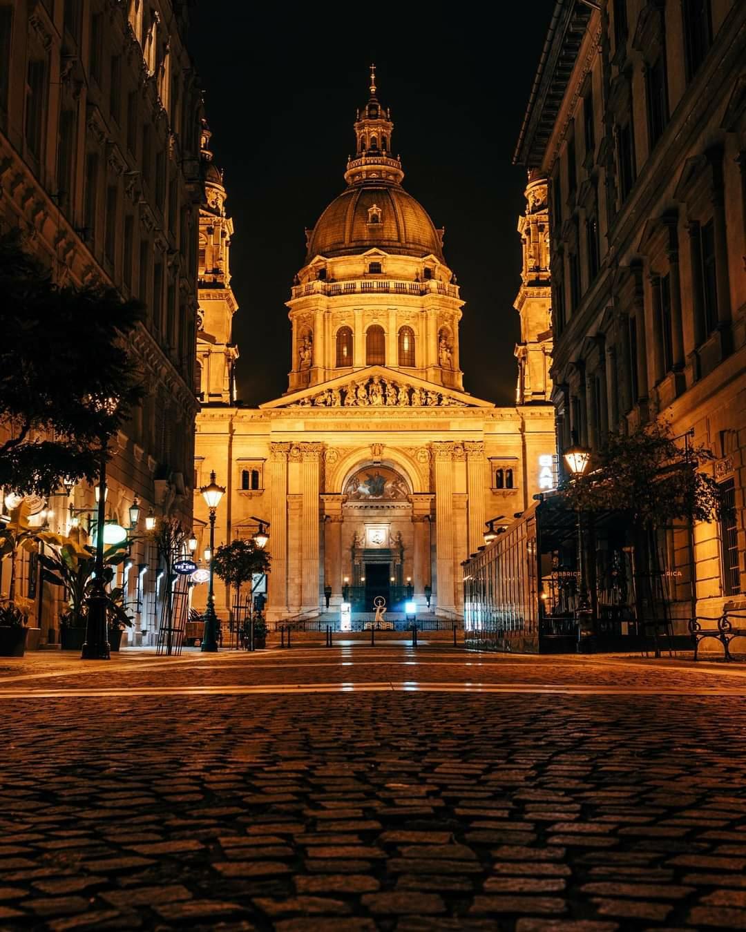 #budapest #hungary #budapesthungary #bp #covid19insights | Adeel Sultan #budapest #hungary #budapesthungary #bp #covid19insights | Adeel Sultan