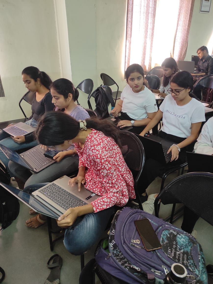 iBase Electrosoft LLP on LinkedIn: *Day3 : Inhouse Android Internship ... iBase Electrosoft LLP on LinkedIn: *Day3 : Inhouse Android Internship ...