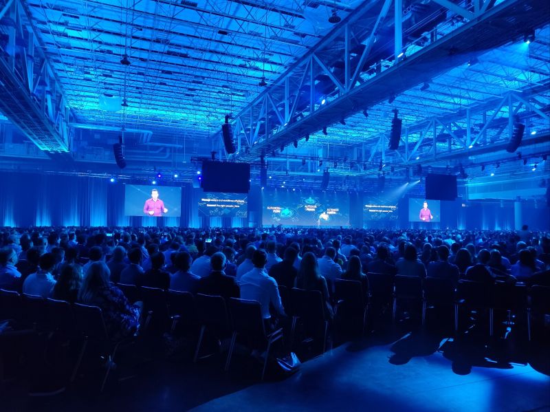 Subhransu Majhi on LinkedIn: #au2022 #autodeskuniversity #keynote # ... Subhransu Majhi on LinkedIn: #au2022 #autodeskuniversity #keynote # ...