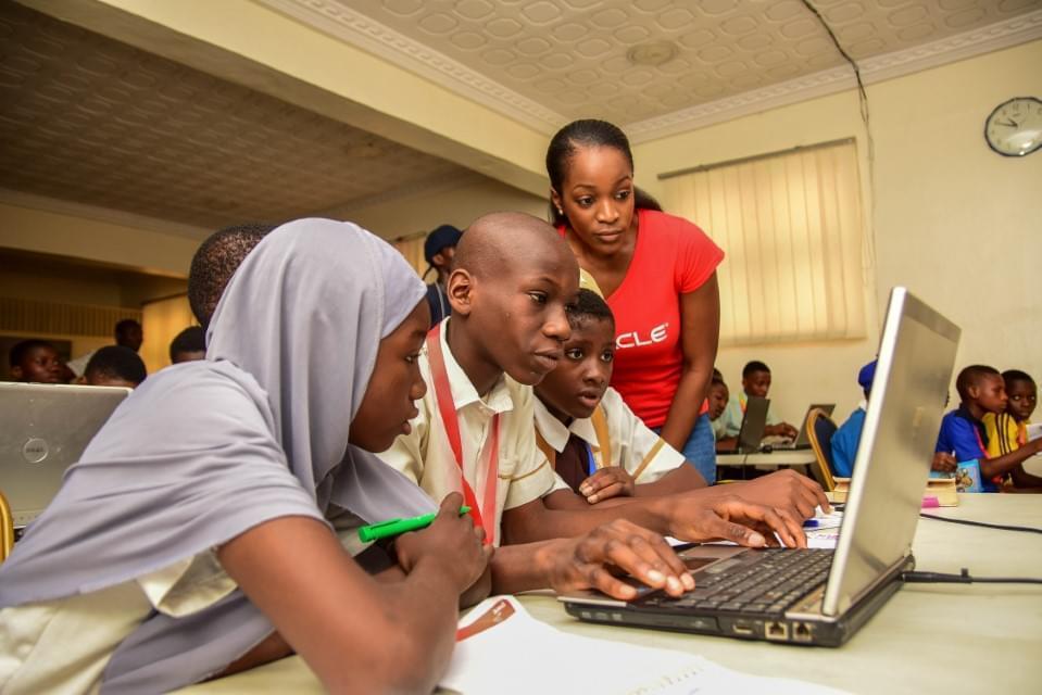 Oracle on LinkedIn: Oracle Academy brings Data Science to secondary ... Oracle on LinkedIn: Oracle Academy brings Data Science to secondary ...