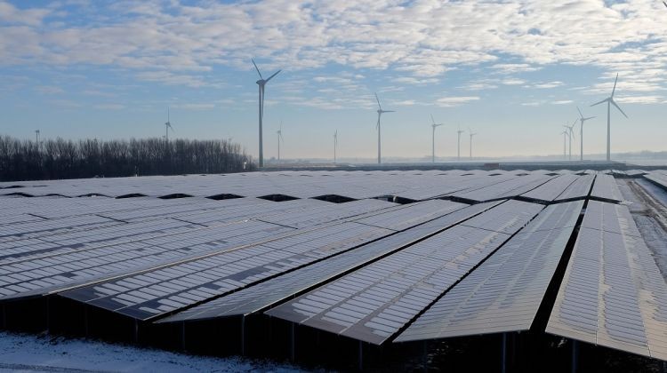 Prajval Suthar on LinkedIn: Five key considerations for east-west solar ... Prajval Suthar on LinkedIn: Five key considerations for east-west solar ...