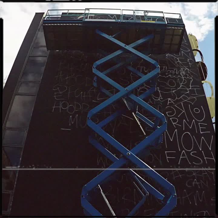 HOODRICHUK on LinkedIn: Hoodrich Women's Mural HOODRICHUK on LinkedIn: Hoodrich Women's Mural