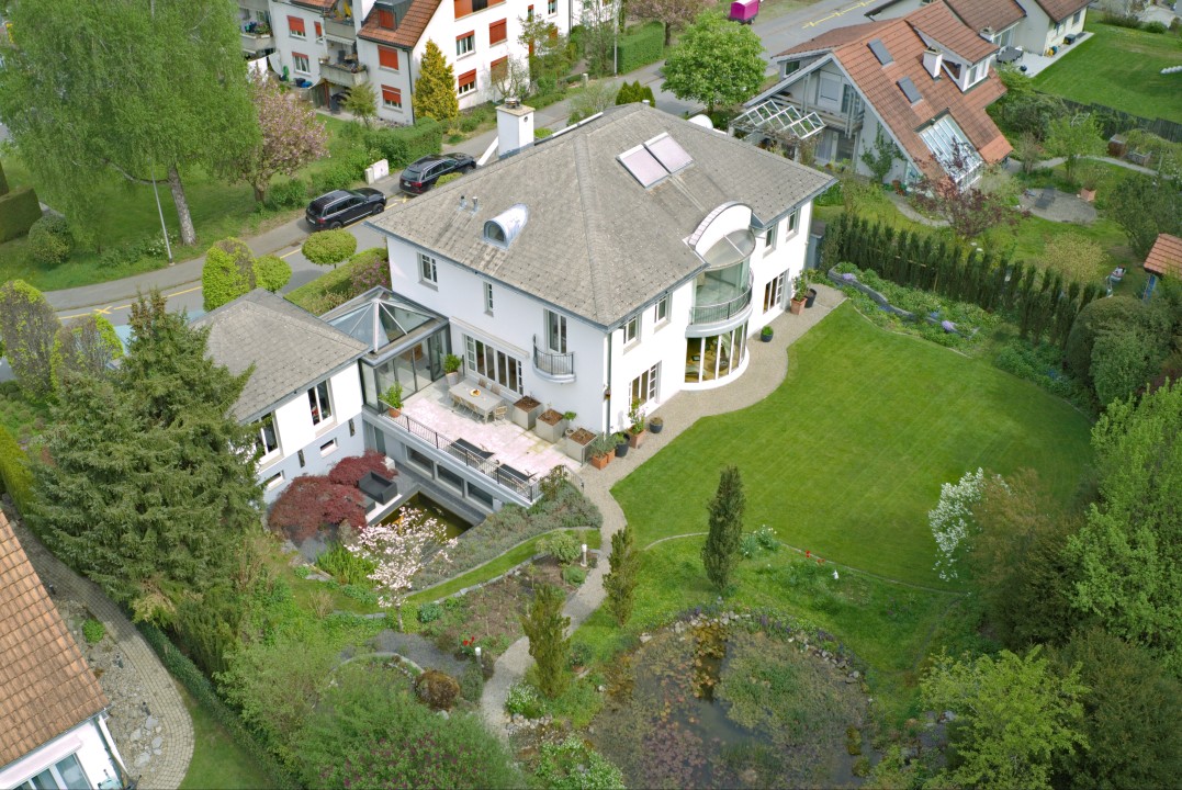 Matthias Fleischmann on LinkedIn: Landhaus-Villa mit Schwimmhalle und ... Matthias Fleischmann on LinkedIn: Landhaus-Villa mit Schwimmhalle und ...