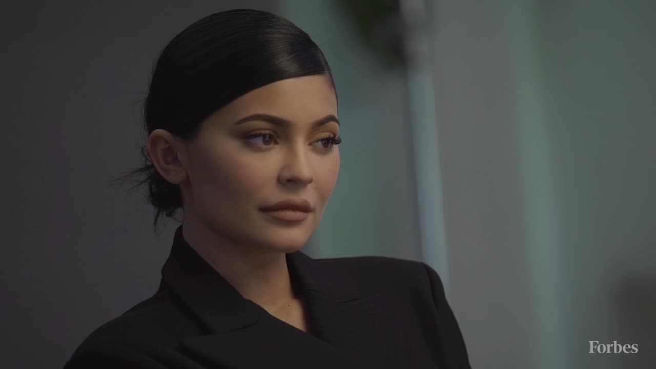 Joshua Mares on LinkedIn: How 20-Year-Old Kylie Jenner Built A $900 ... Joshua Mares on LinkedIn: How 20-Year-Old Kylie Jenner Built A $900 ...