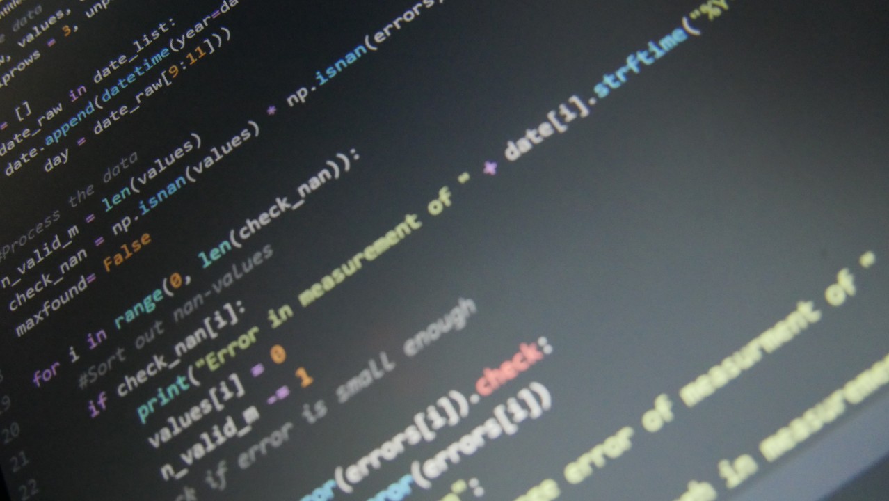 Criando uma aplicação simples com Flask + Python Criando uma aplicação simples com Flask + Python
