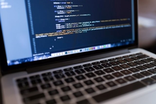 Government to introduce coding and robotics in grades R to 3 Government to introduce coding and robotics in grades R to 3