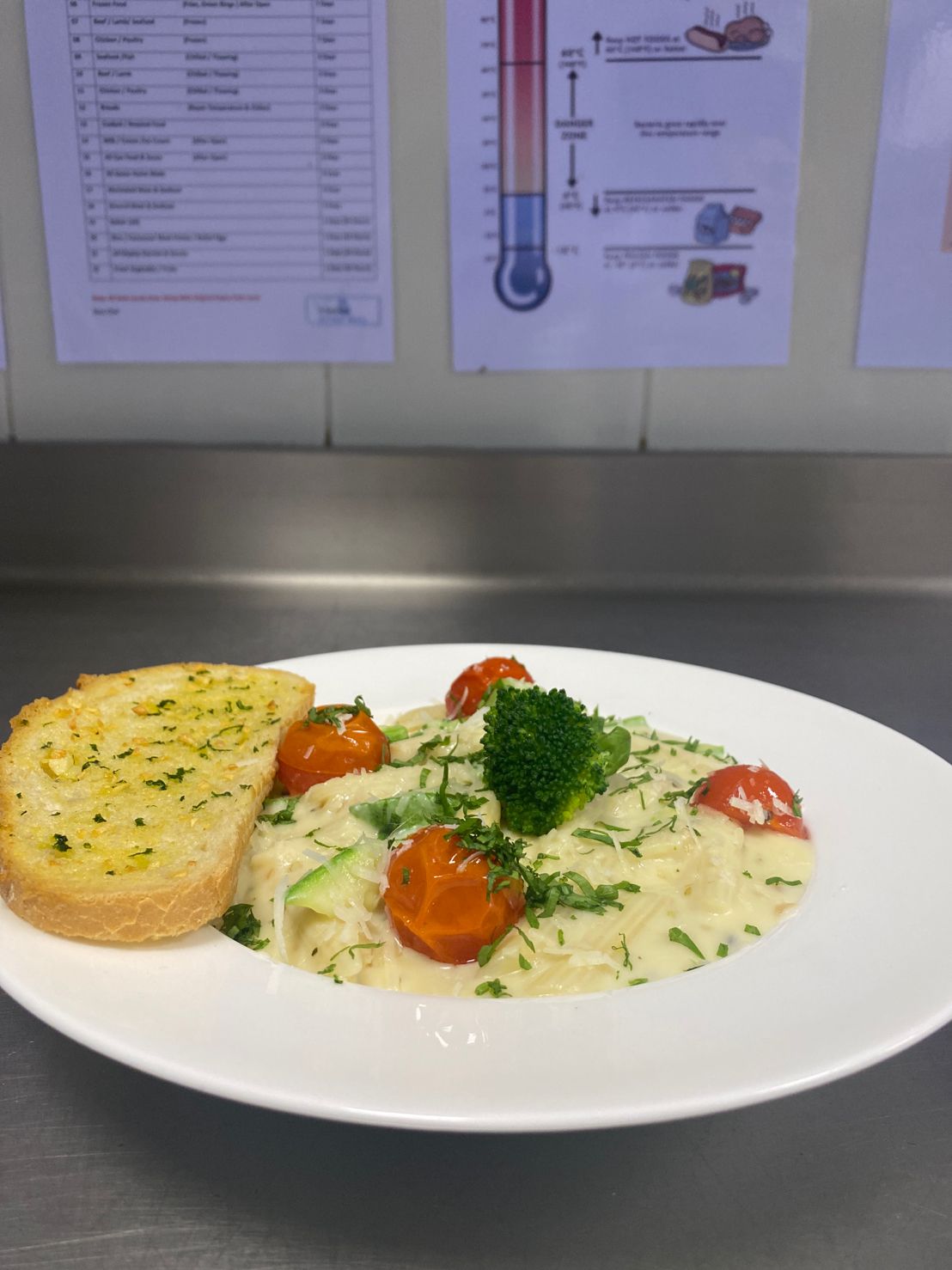 Ashutosh Negi on LinkedIn: #delicious #white #sauce #pasta #pastalovers ... Ashutosh Negi on LinkedIn: #delicious #white #sauce #pasta #pastalovers ...